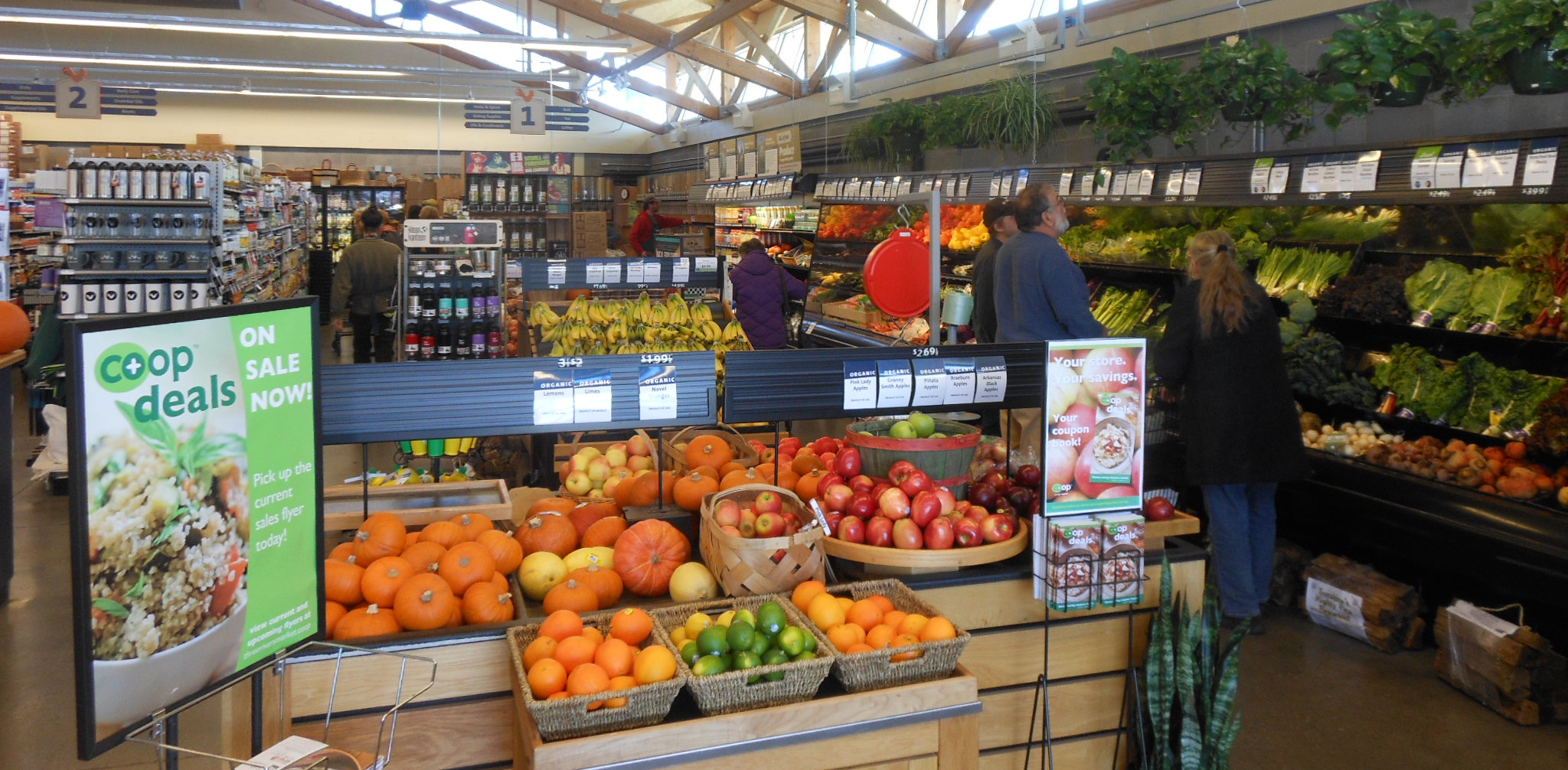Inside The Store | Three Rivers Market